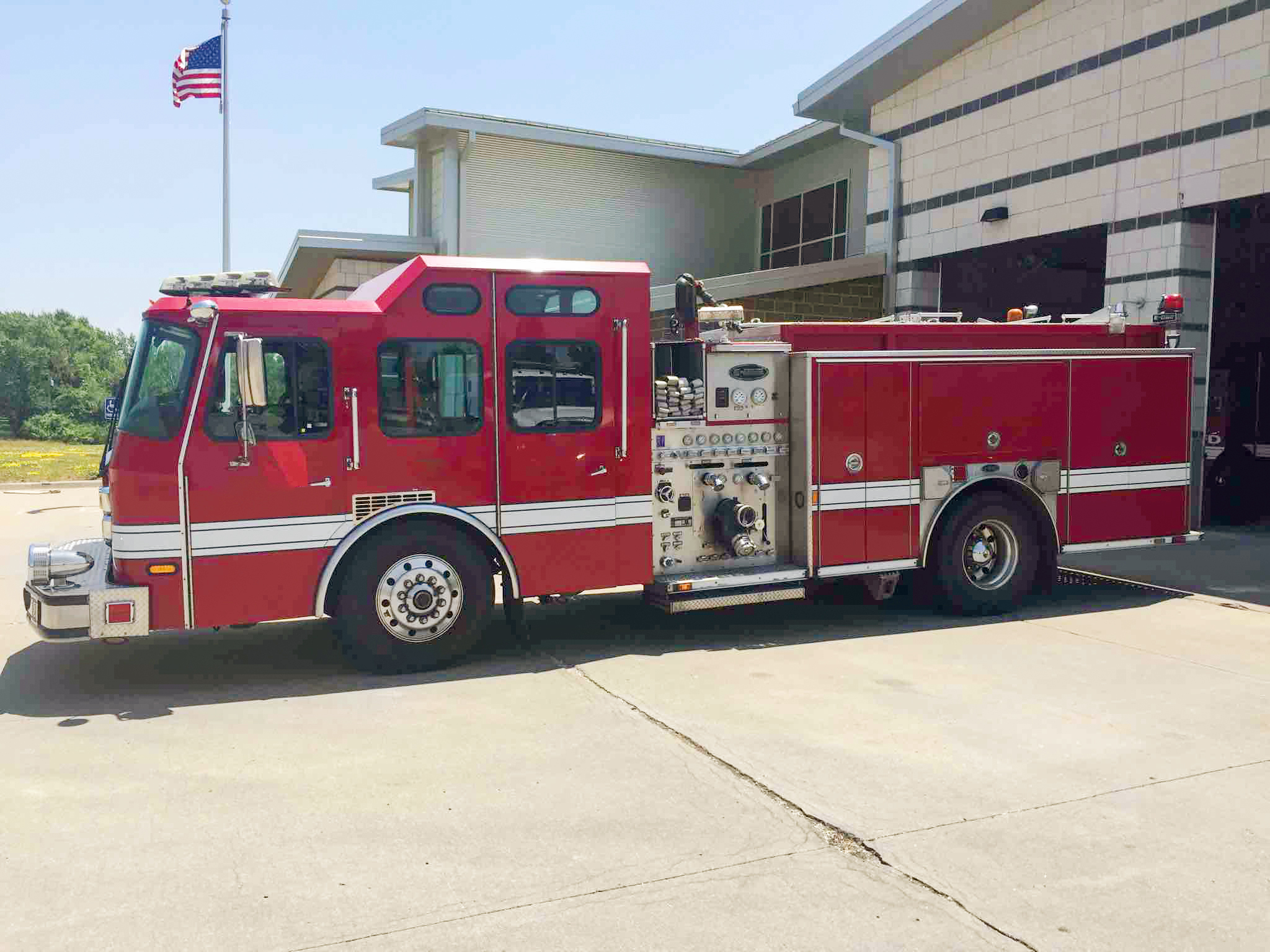 2006 E-One Typhoon Custom Pumper | Used Truck Details